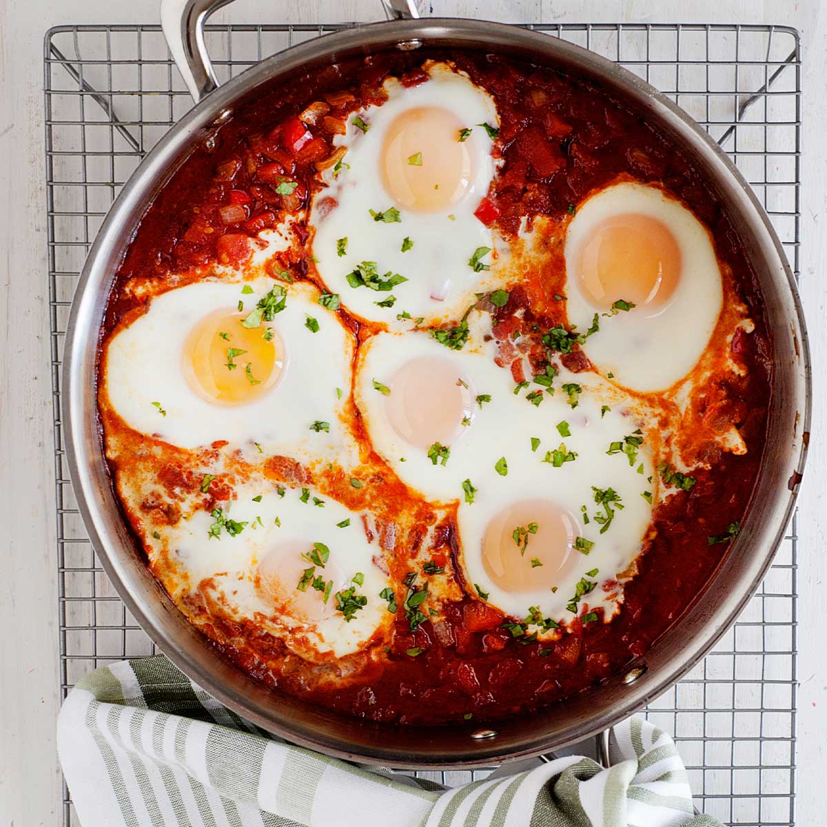 How to Make Shakshuka - Laura Fuentes