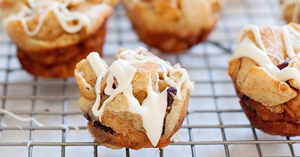 EASY White Chocolate Bread Pudding Bite | Laura Fuentes