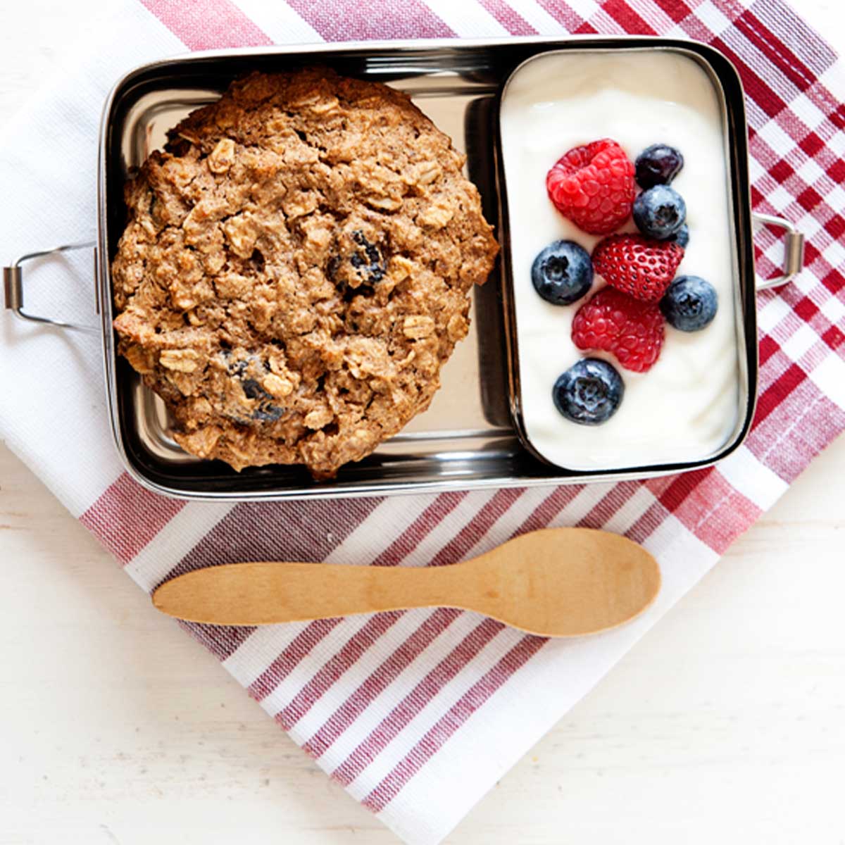 Healthy Portable Breakfast Ideas (Grab & Go!) | Laura Fuentes