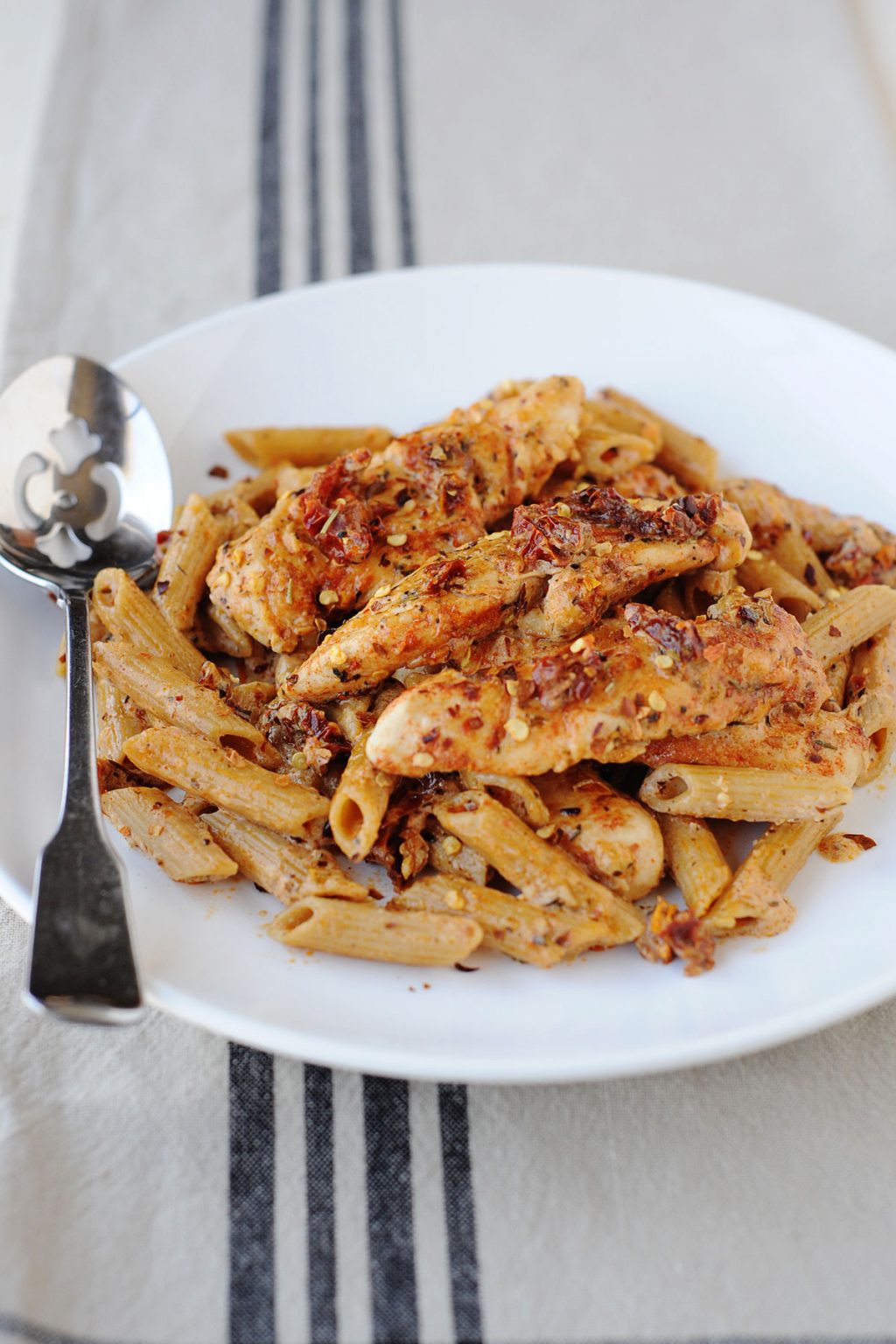 Family Friendly Pasta Dinner Ideas | Laura Fuentes