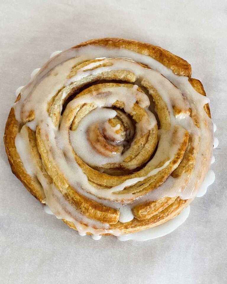 The Easiest Giant Cinnamon Roll