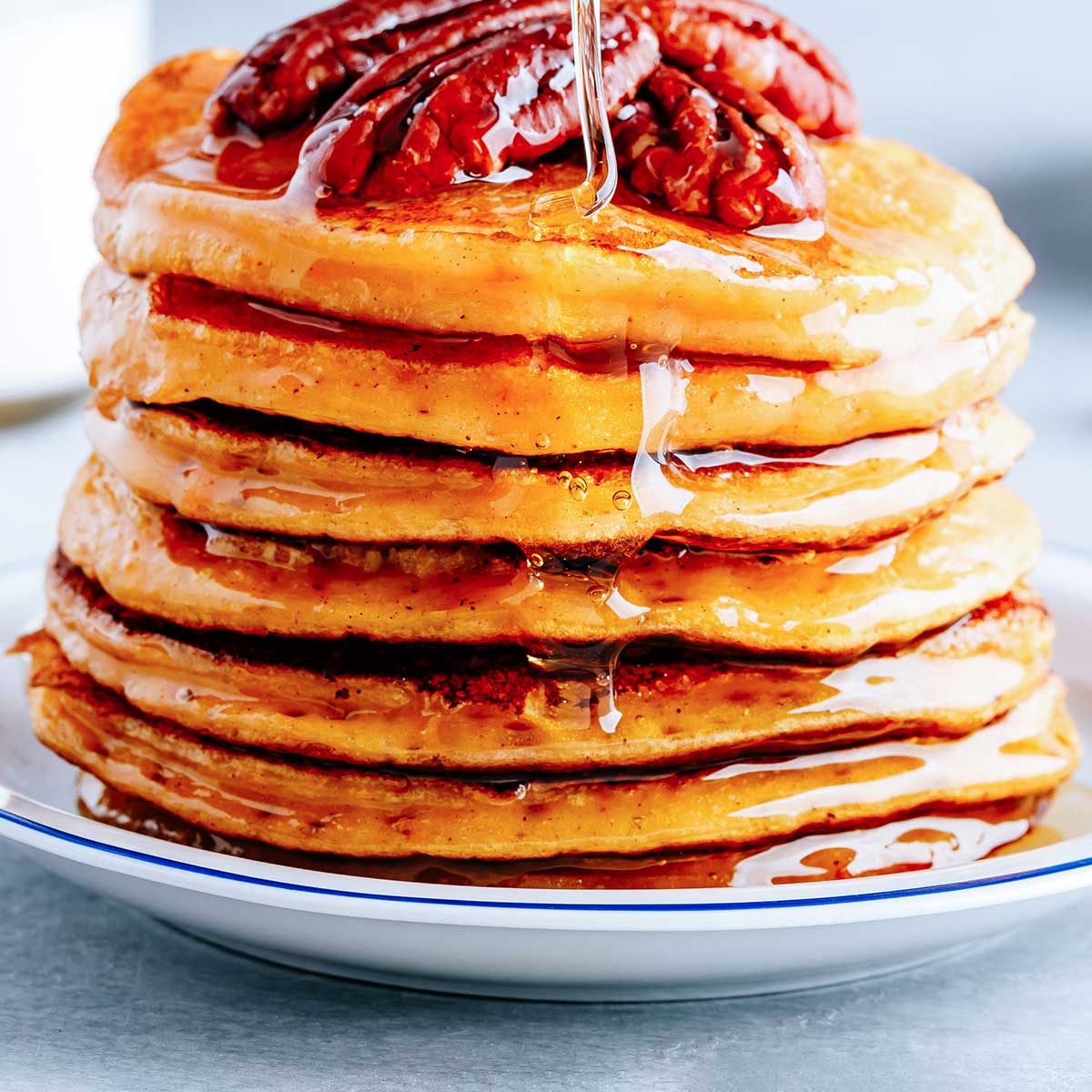 Fluffy Cinnamon Pecan Pancakes | Laura Fuentes