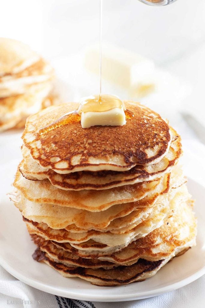 The BEST Old Fashioned Pancakes Fluffy | Laura Fuentes
