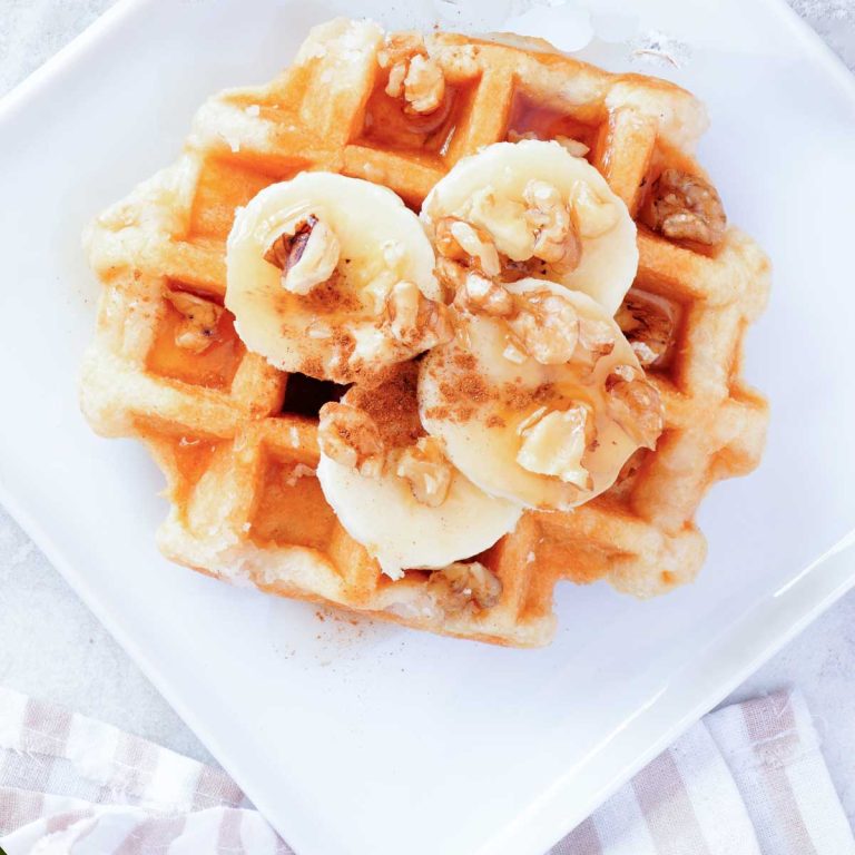 Banana Waffles Recipe (Beginner-Friendly)