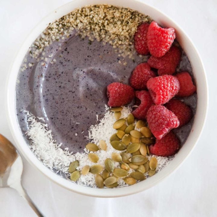 10 Low-Sugar Smoothies & 5 Bowls to Try ASAP | Laura Fuentes