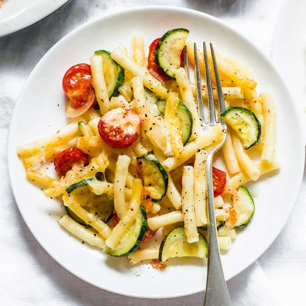 Family-Friendly Wednesday Night Dinner Ideas | Laura Fuentes