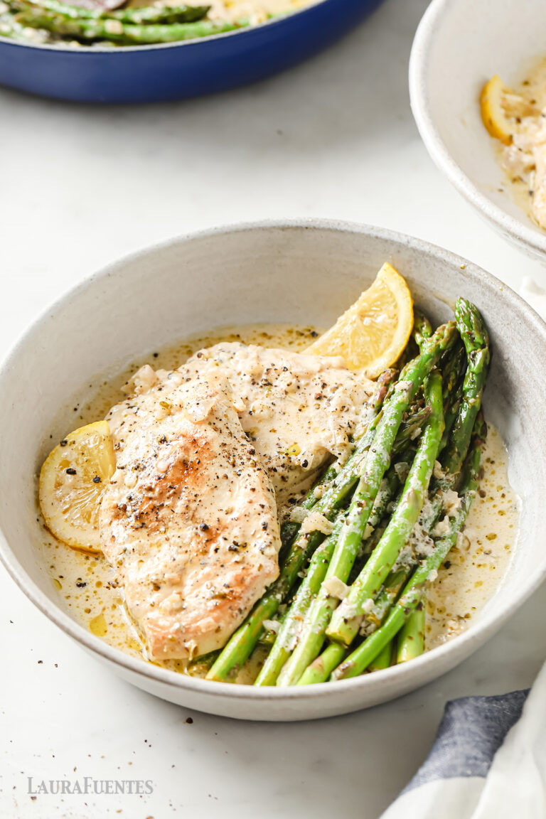 Simple Lemon Garlic Chicken in a Skillet | Laura Fuentes