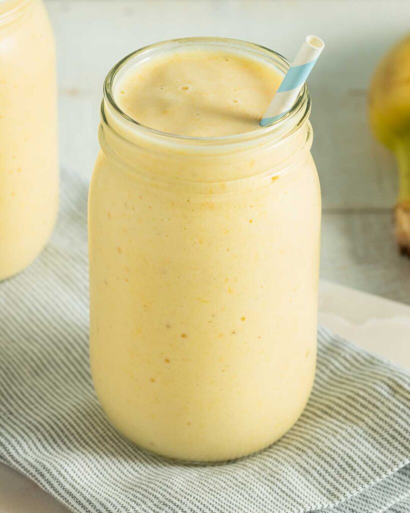 10 Low-Sugar Smoothies & 5 Bowls to Try ASAP | Laura Fuentes