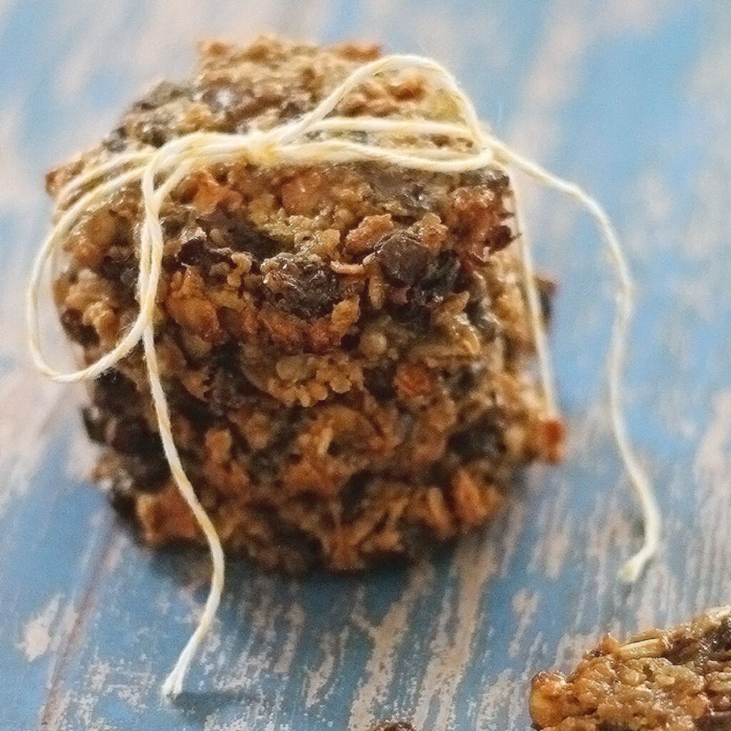 8 Ways to Eat Cookies for Breakfast - Laura Fuentes