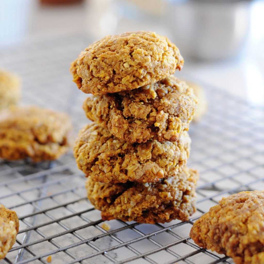 8 Ways to Eat Cookies for Breakfast - Laura Fuentes