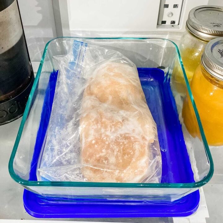 How to Thaw Chicken in the Fridge {Safely} | Laura Fuentes