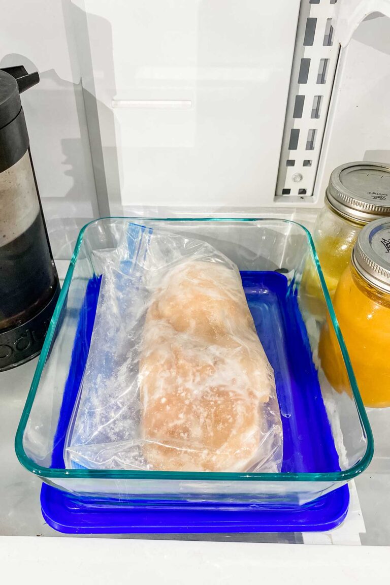 How to Thaw Chicken in the Fridge {Safely} | Laura Fuentes