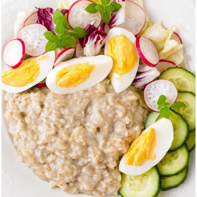 15 Savory Oatmeal Recipes to Make On Repeat | Laura Fuentes