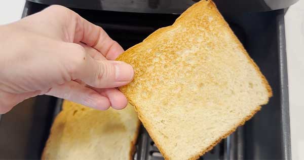 Air Fryer Toast: Quick & Easy Method | Laura Fuentes