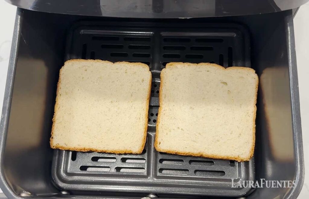 Air Fryer Toast: Quick & Easy Method | Laura Fuentes
