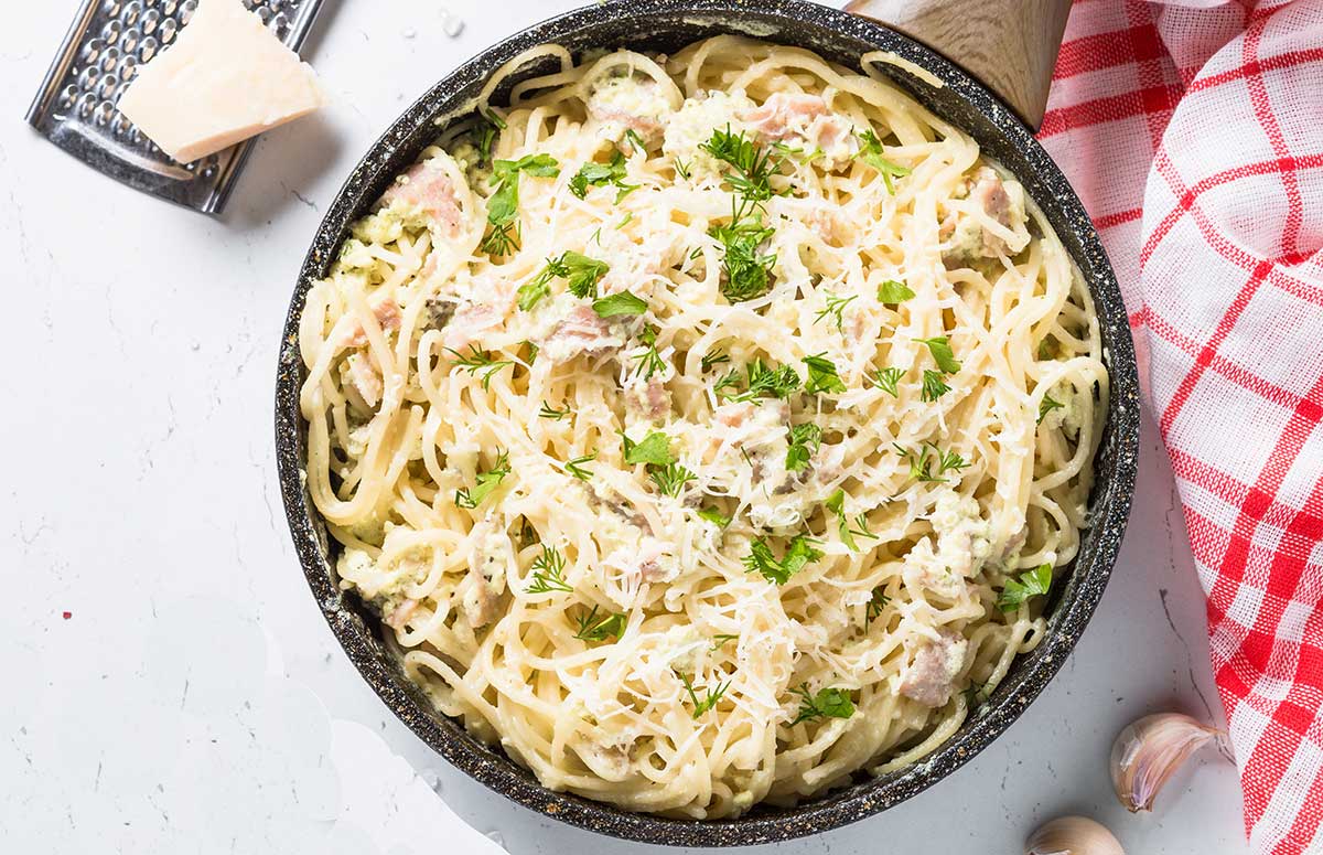 Rotisserie Chicken Alfredo Pasta | Laura Fuentes