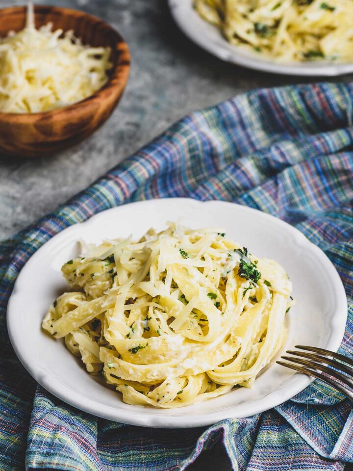 Simple Fettuccine Alfredo Sauce with Cream | Laura Fuentes