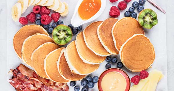 Pancake Bar Set Up Made Easy | Laura Fuentes