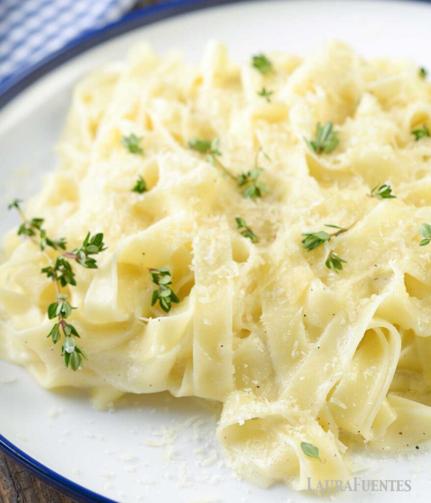 Cottage Cheese Alfredo Pasta Sauce | Laura Fuentes