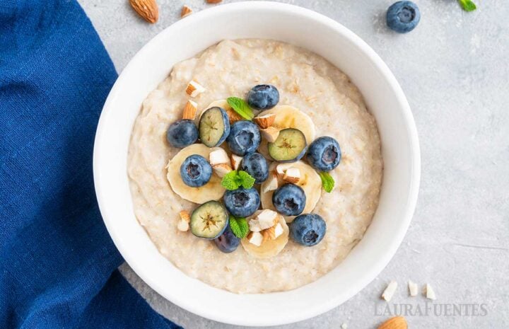 How to Make Quick Oats Oatmeal in the Stovetop | Laura Fuentes