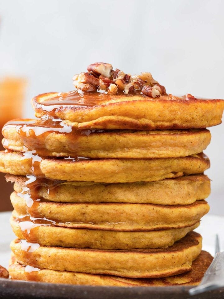 The BEST Pancakes with Oat Milk | Laura Fuentes