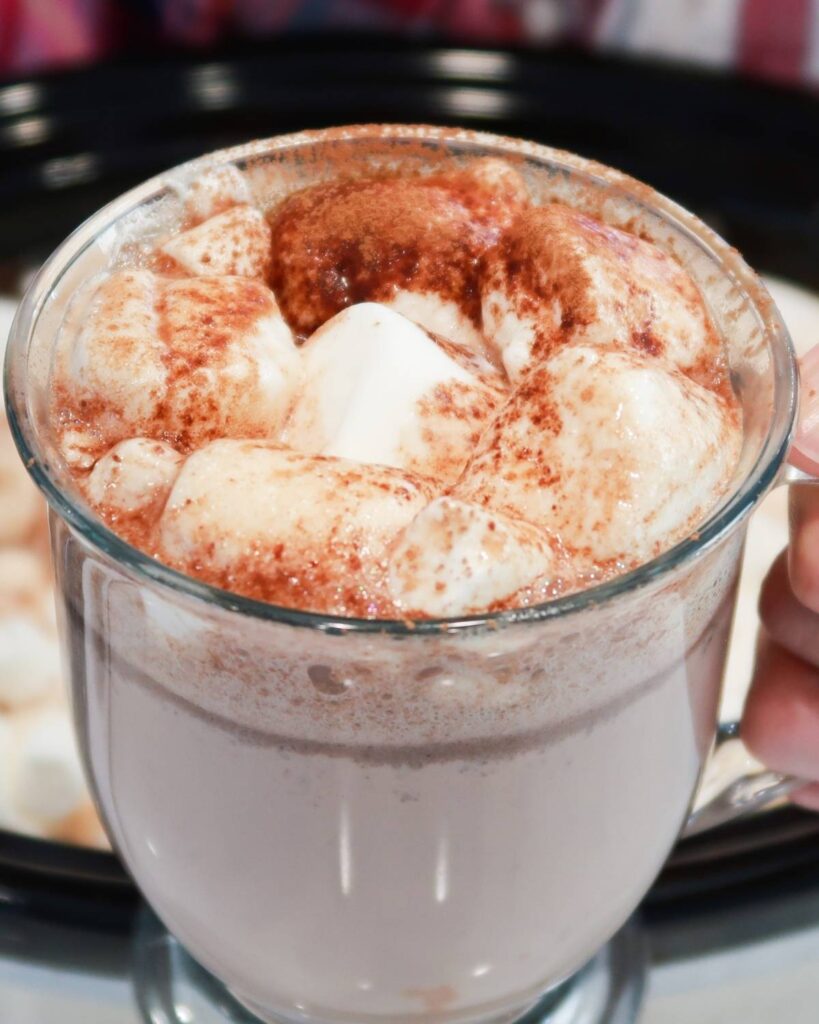 Slow Cooker Hot Cocoa (With Powder) | Laura Fuentes