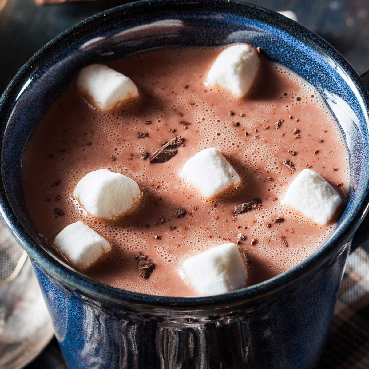 Nutella Hot Chocolate (2-Ingredient Recipe)