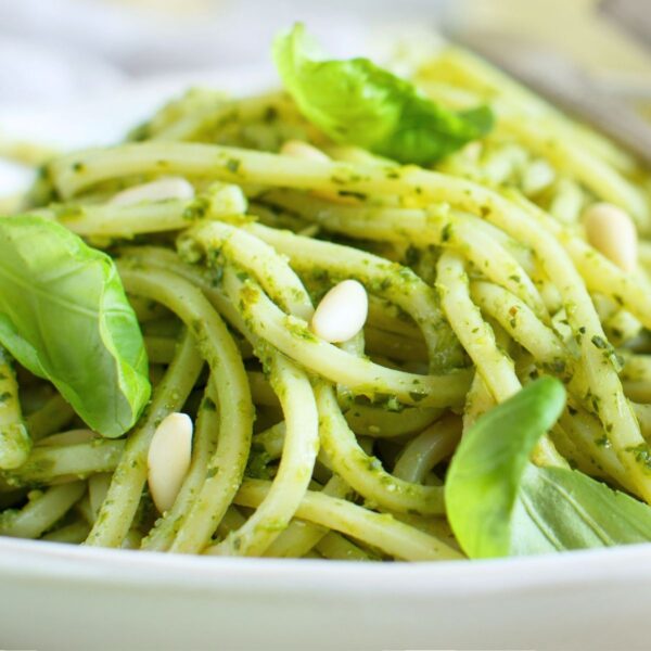 Pesto Spaghetti Pasta (Quick & Easy) | Laura Fuentes