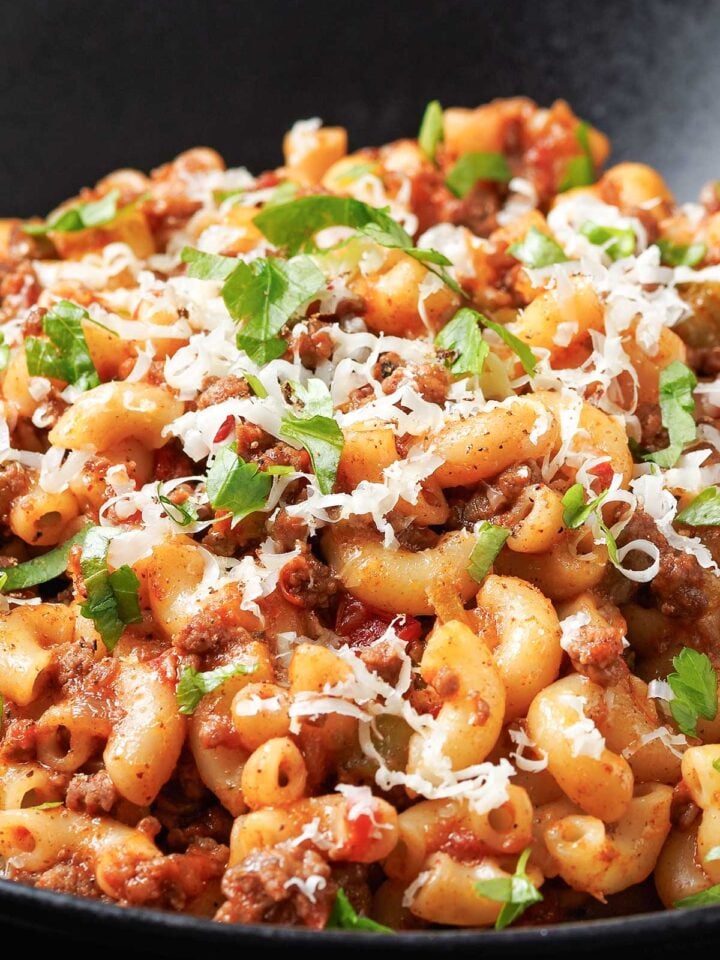 Easy Broccoli Pesto Pasta