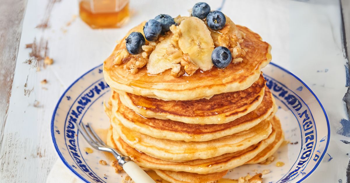 Banana Nut Pancakes Recipe: Fluffy & Delish